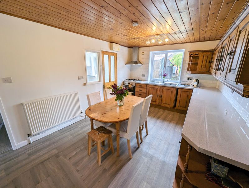 Shorthill, Lea Cross, Shrewsbury, SY5 8JE | Zaza Johnson & Bath